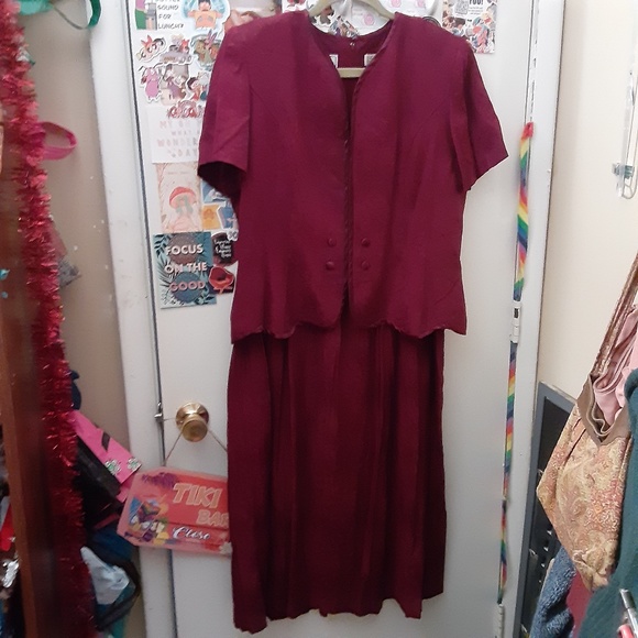 karin stevens | Dresses | Vintage 8s Karin Stevens 6 Xl Burgundy Floral ...